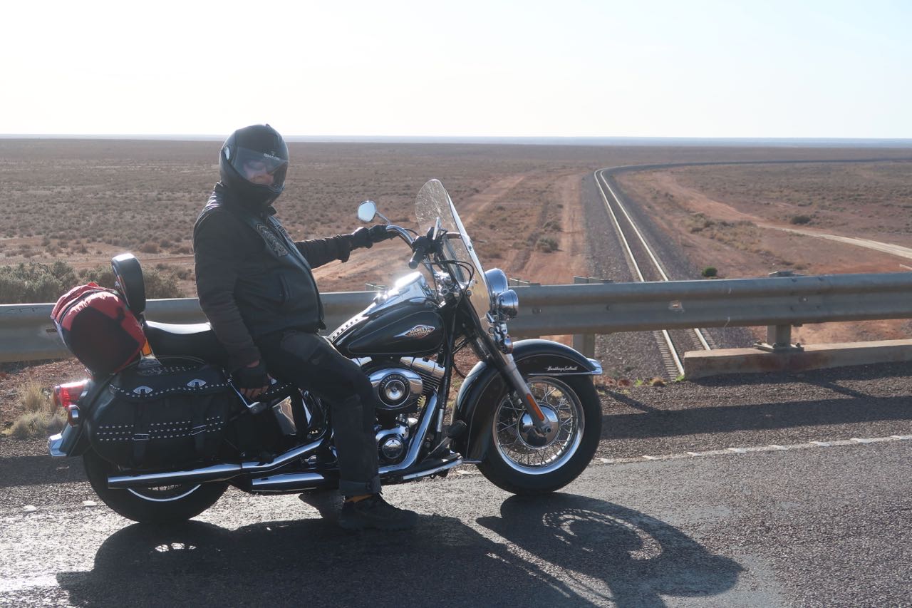 Glendambo Roadhouse, South Australia to Wudinna, South Australia ...