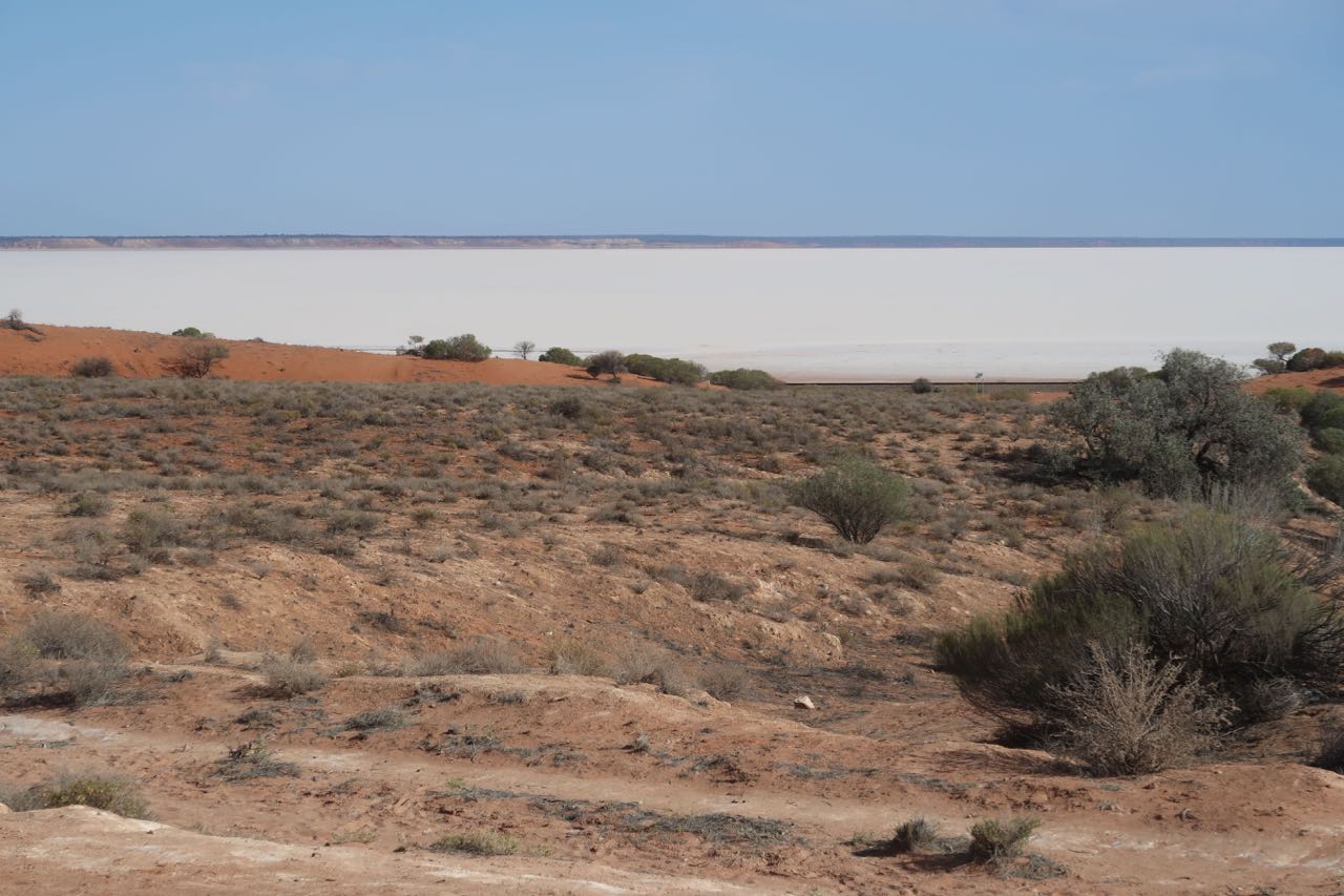 Glendambo Roadhouse, South Australia to Wudinna, South Australia ...
